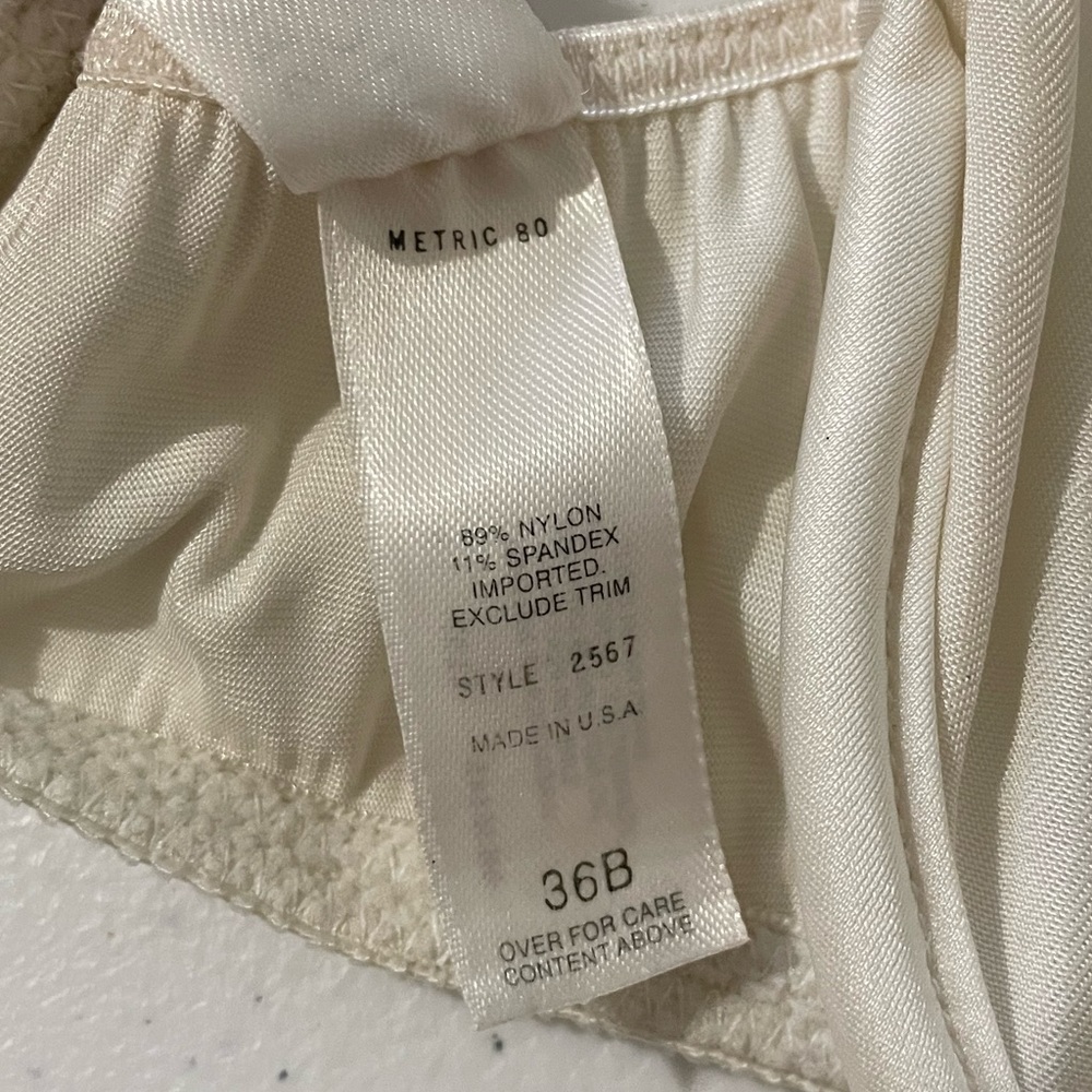 Vintage Victorias Secret 1997 Second Skin Bra Size 36… - Gem